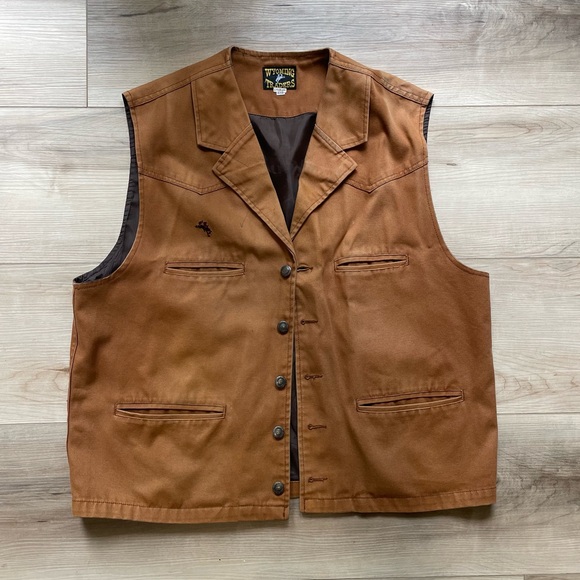 Wyoming Traders | Jackets & Coats | Wyoming Traders Bronco Canvas Vest ...